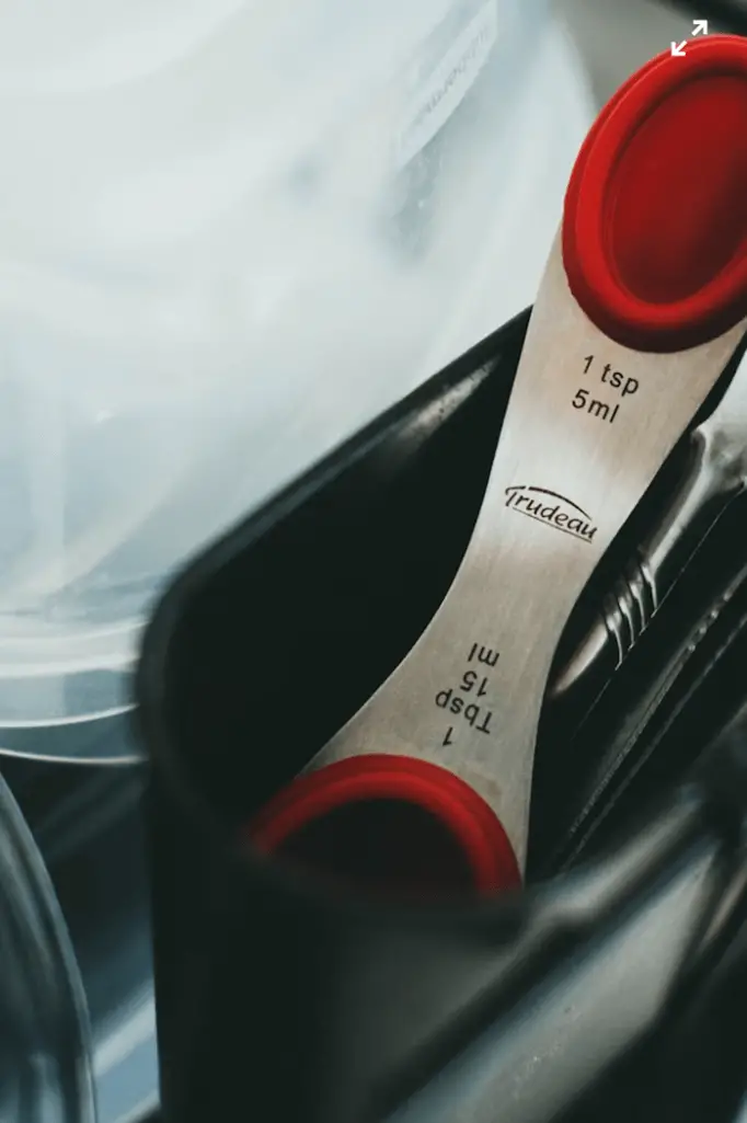 How Many Grams in a Tablespoon? Facts Revealed! - Foods Insider